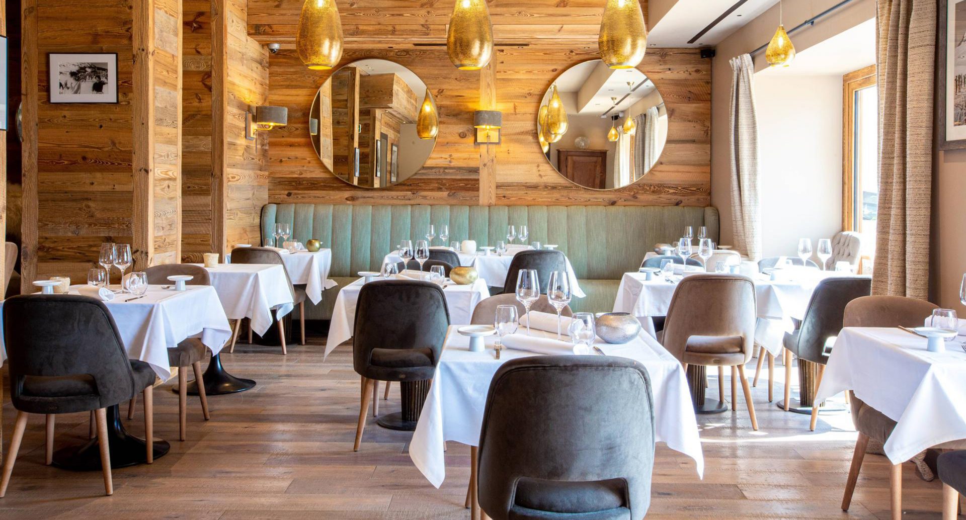 #19 Ida Restaurant - Crearte Collections